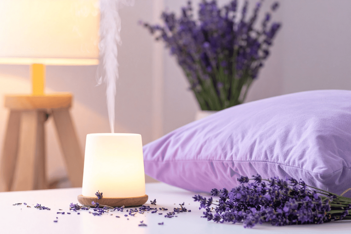 Lavender Essential Oil for Sleep and Stress Relief – Complete Guide